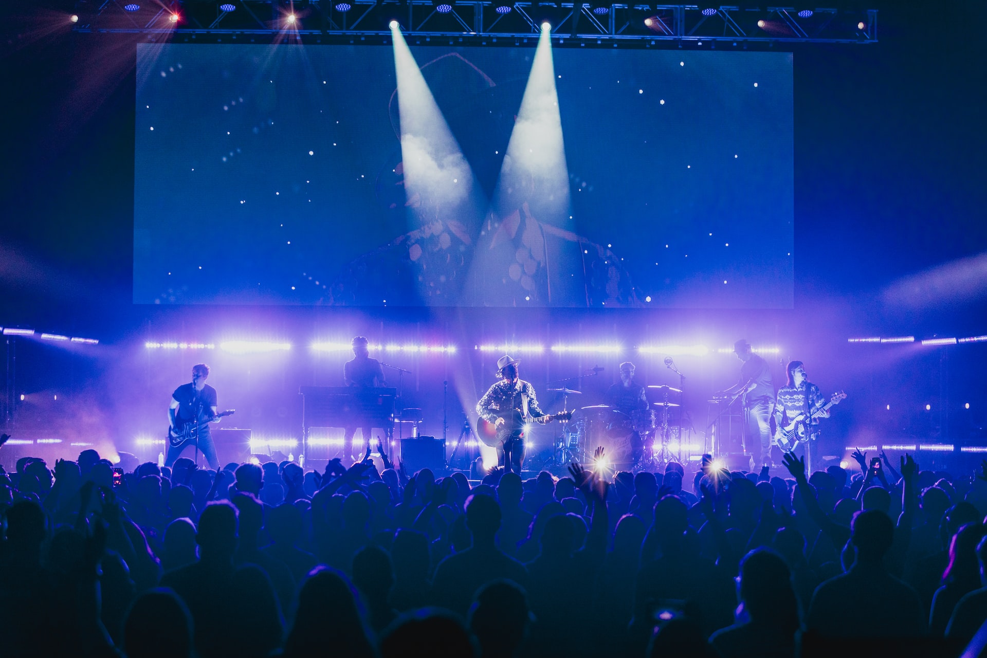 Best Concert Apps for Music Fans in 2023 to Learn from: Features and ...